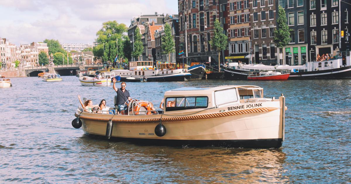 Borrel boot Amsterdam